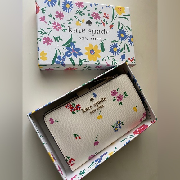 kate spade | Bags | Kate Spade Leather Wallets For Women In Flower ...